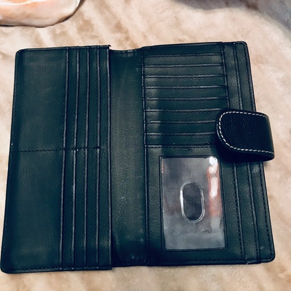 Buxton | Bags | Buxton Black Leather Wallet | Poshmark